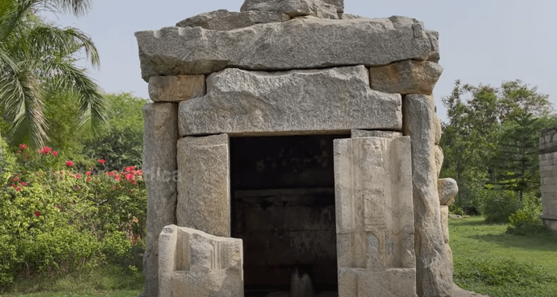 Architectural Wonders Other Than Halebidu Temples: Itagi Mahadev Temple ...